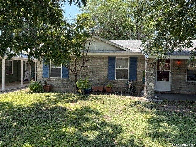 613 Old Carrizo Rd, Uvalde, TX 78801
