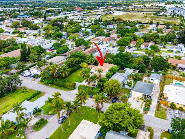 613 N 5th St, Lantana, FL 33462 | MLS #B26010