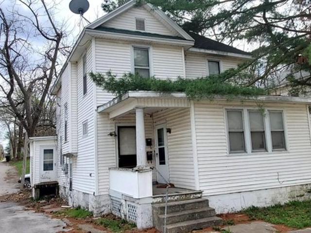 613 N 10th St, Keokuk, IA 52632