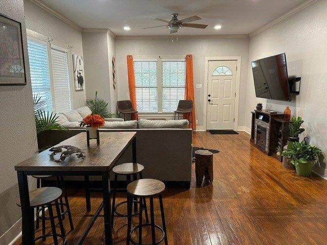 613 N Main St, Muenster, TX 76252