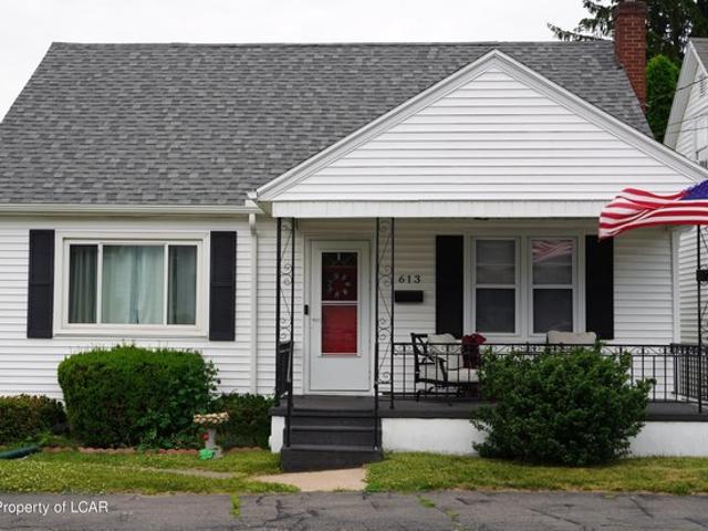 613 North St, Hazle Township, PA 18202