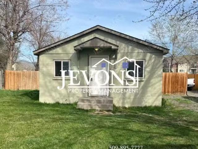 613 S 15th St 613 S 15th St Yakima, WA 98901