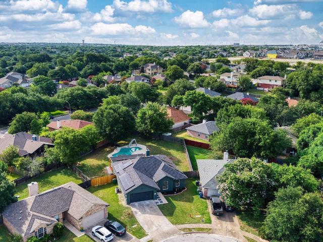613 Sweetgum Ln