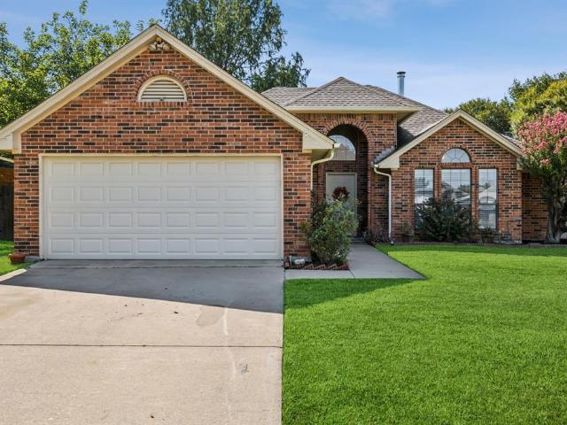613 Reeves Ln, Kennedale, TX 76060 | MLS #21193 | Compass