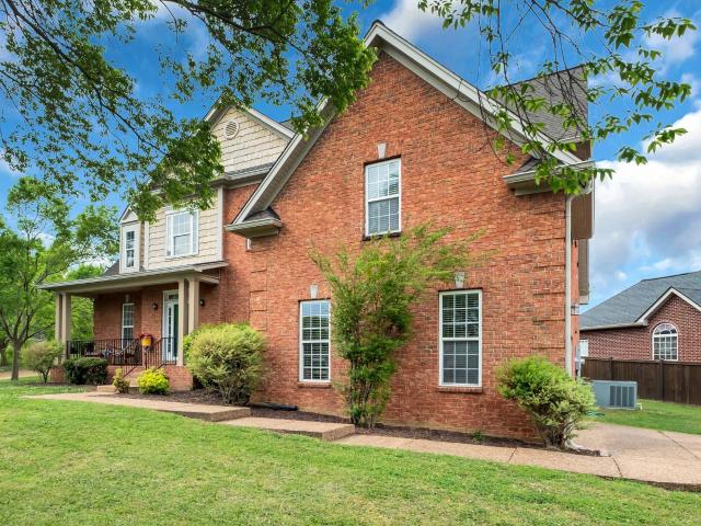 613 Regent Park Dr