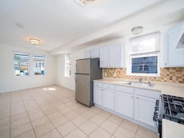 613 Ridge Rd # 2R