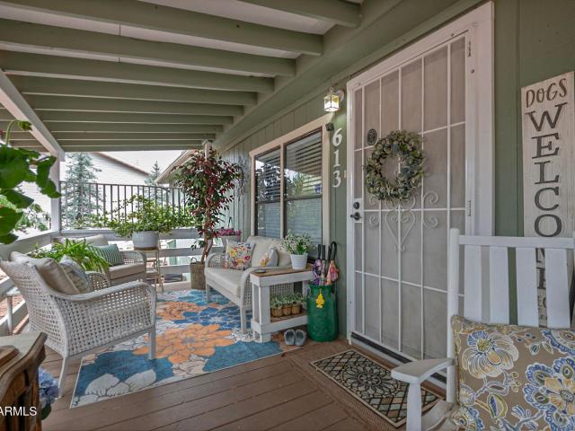 613 w arabian way