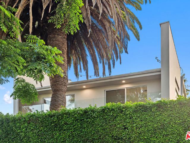 613 Westmount Drive