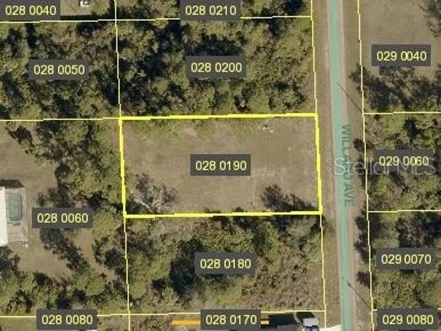 613 Willard Ave W, Lehigh Acres, FL 33972