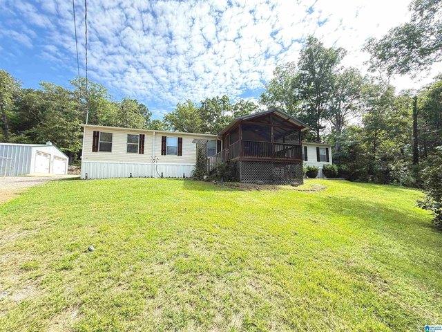 613 Treetop Ln, Ashville, AL 35953