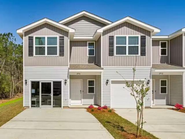 61446199 2790 College Cv