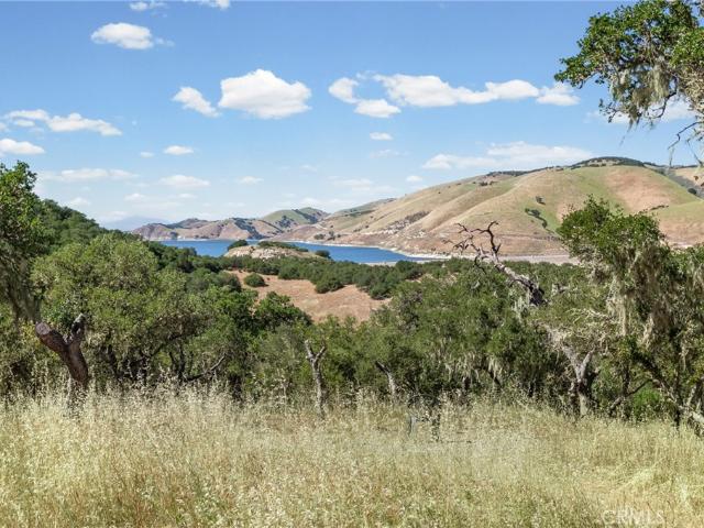 61446 Vista, Bradley, CA 93426 | MLS #NS26076 | Compass