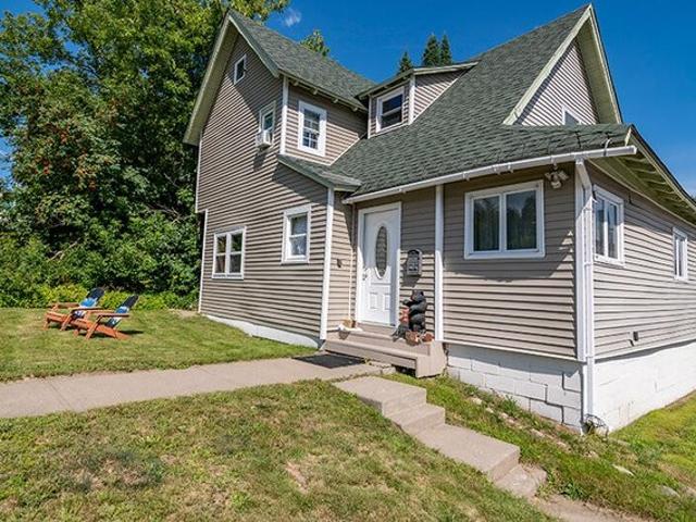 6144 Sentinel Rd, Lake Placid, NY 12946