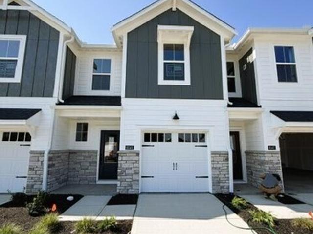 6145 Mill Hill Way Unit 320 401, McCordsville, IN 46055