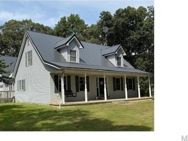 6145 Blackjack Rd, Oakdale, IL 62268