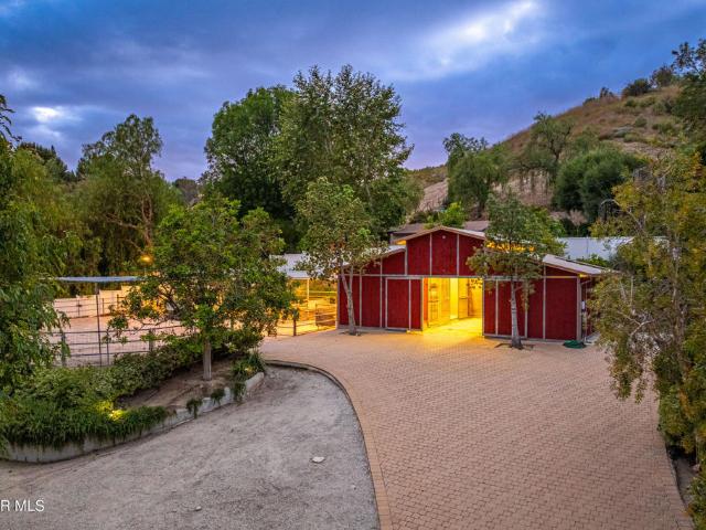 6145 Fairview Place