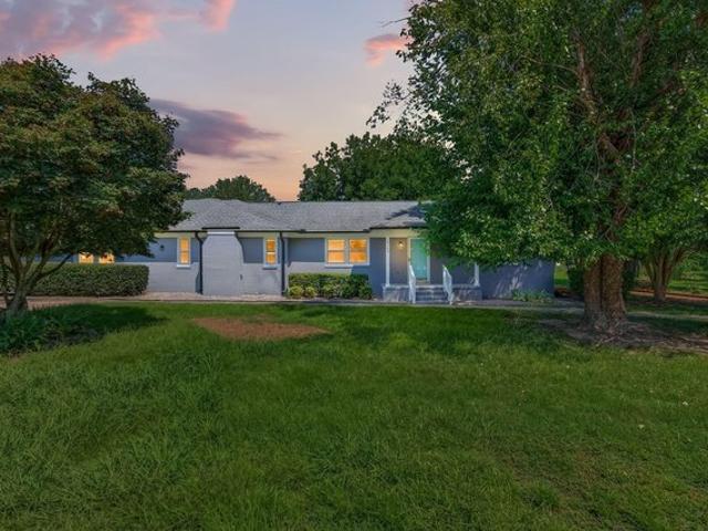 6145 Front St, Falcon, NC 28342