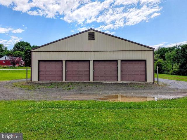 6145 Lincoln Highway