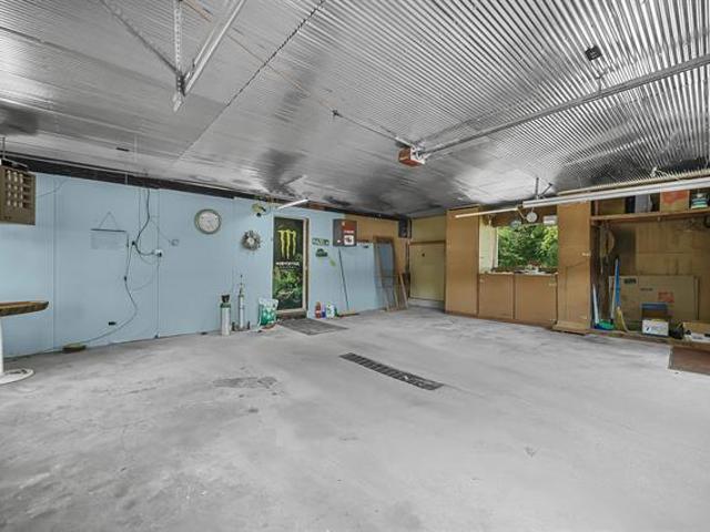 6145 Parker Drive