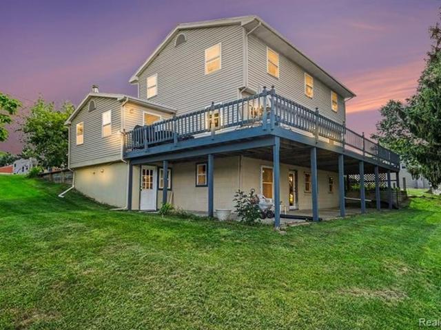 6145 South Dr, Deerfield, MI 48430