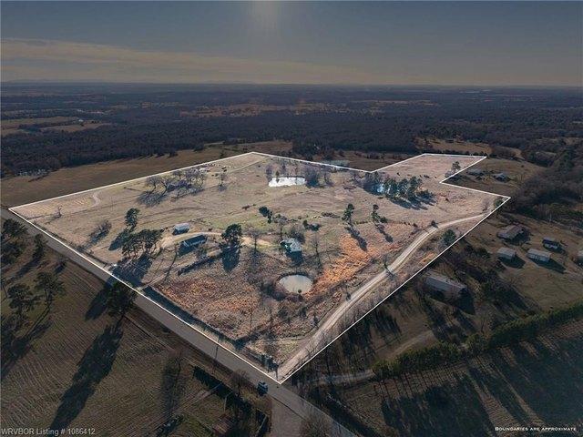 6147 and 6409 S 215 Hwy, Charleston, AR 72933
