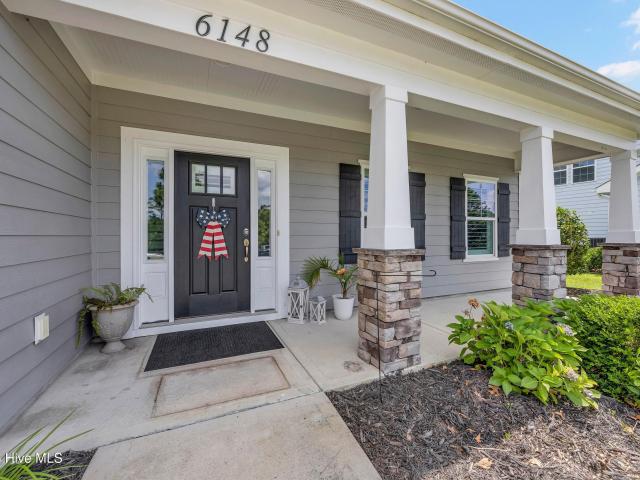 6148 Willow Glen Drive