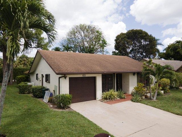 6149 Olivewood Cir, Greenacres, FL 33463