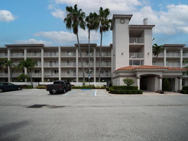 6149 Pointe Regal Cir Apt 403, Delray Beach, FL 33484