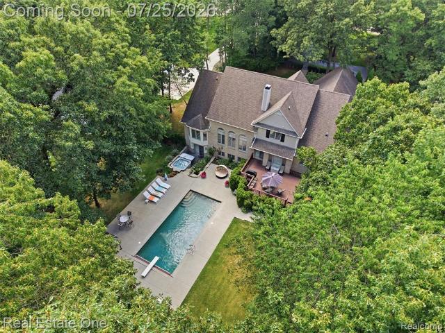 6140 Englewood Drive