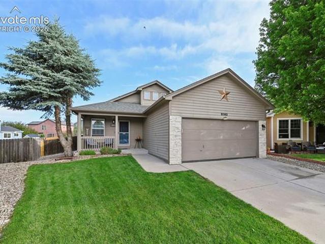 6140 Papoose Lane