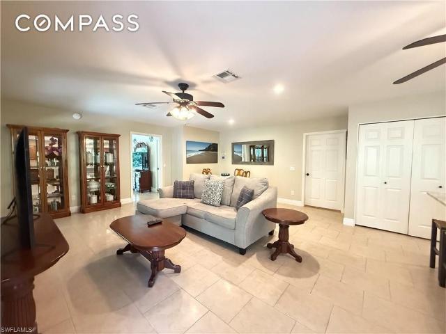 6140 Standing Oaks Ln, Naples, FL