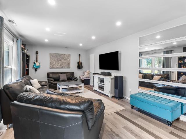 6140 Seabree Lane