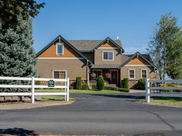 61416 Cougar Trl, Bend, OR 97701