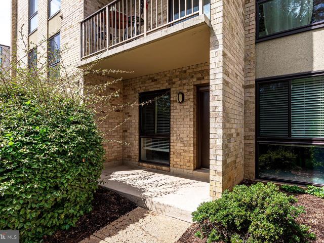 6141 Edsall Rd, Unit B, Alexandria, VA 22304 | MLS #VAAX2055 | Compass