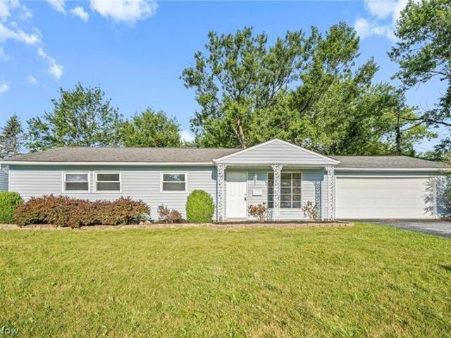 6142 Mark Dr, Bedford Heights, OH 44146