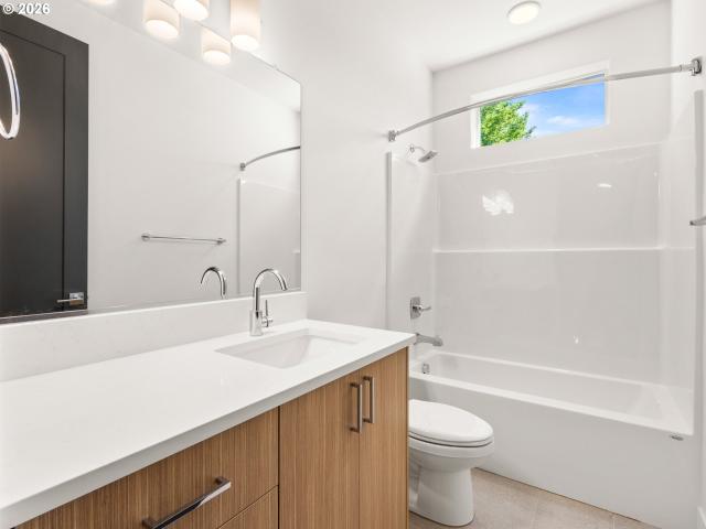 6142 NE Stanton St, Portland, OR 97213 | MLS #542860