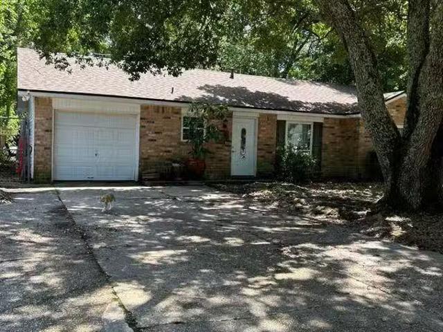 61433870 126 Northwood Dr
