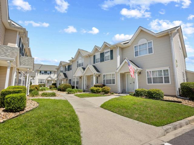 614 3rd Ave. S 6B
