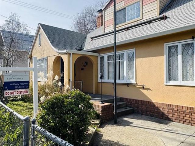 614 28th St, Sacramento, CA 95816