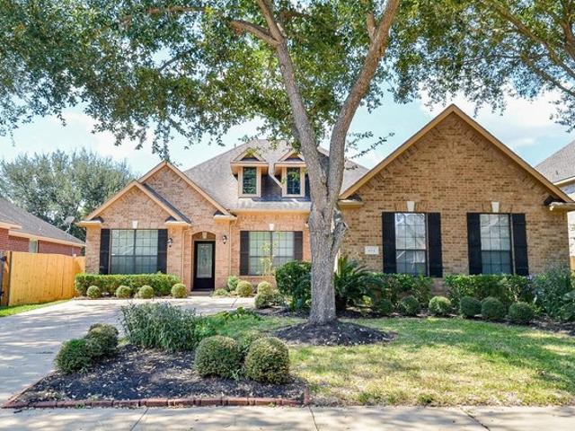 614 Coggins Point Way, Sugar Land, TX 77479