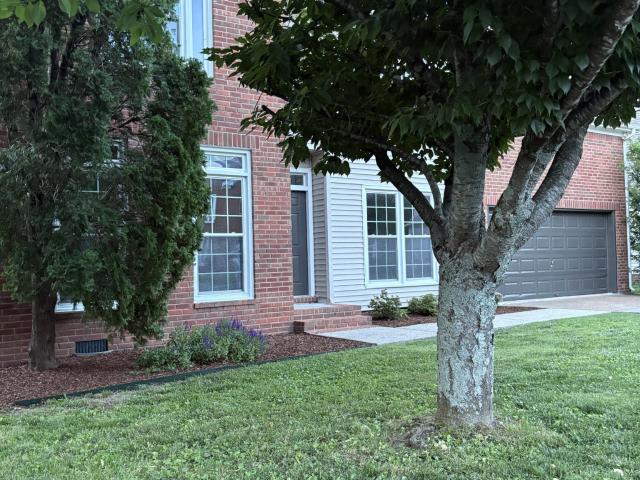 614 Caselton Ct