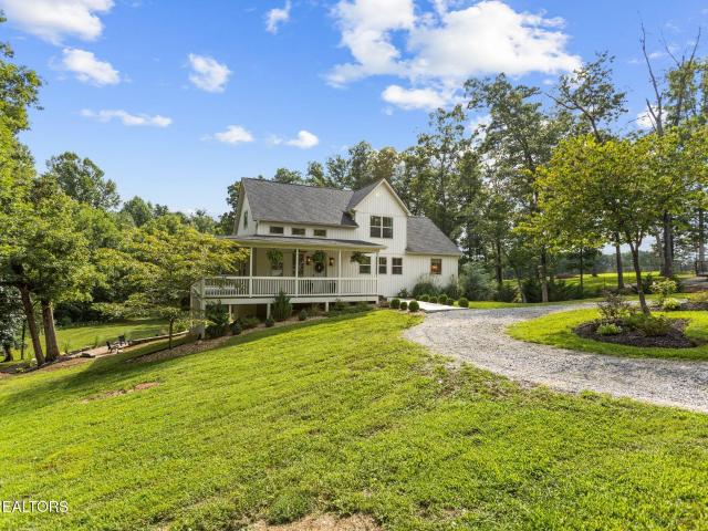 614 Adams Rd