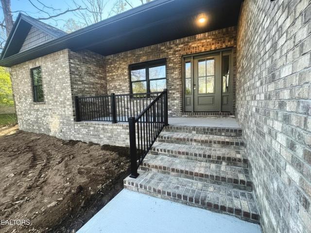 614 Apoka Lane
