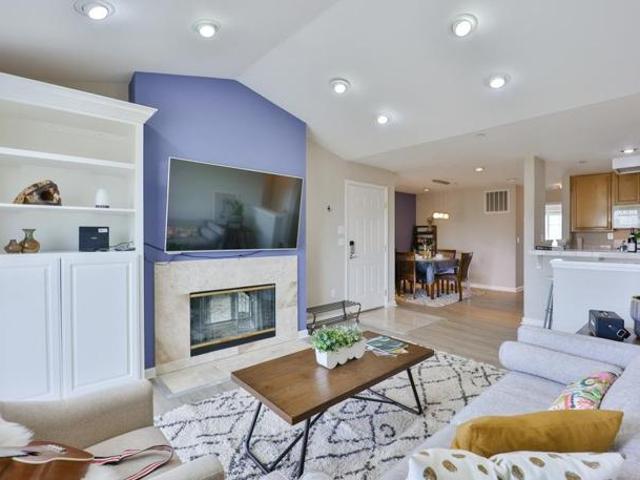 614 Arcadia Ter 301, Sunnyvale, CA 94085