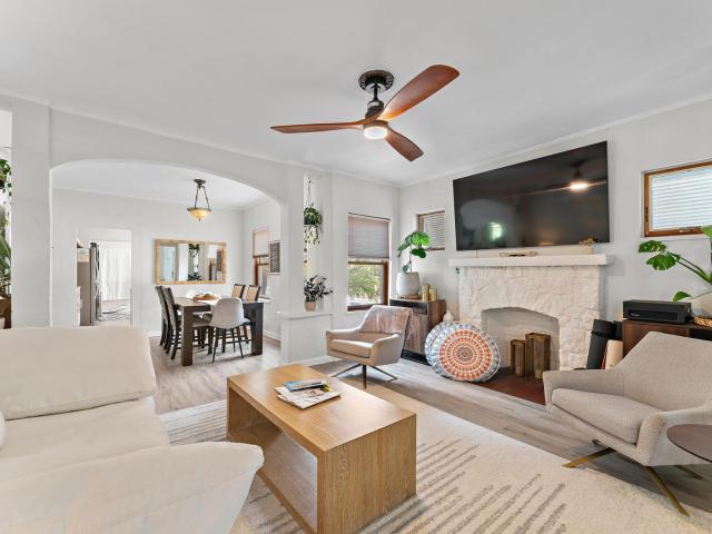 614 Avon Rd, West Palm Beach, FL