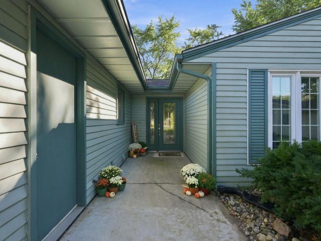 614 Azuba Ct