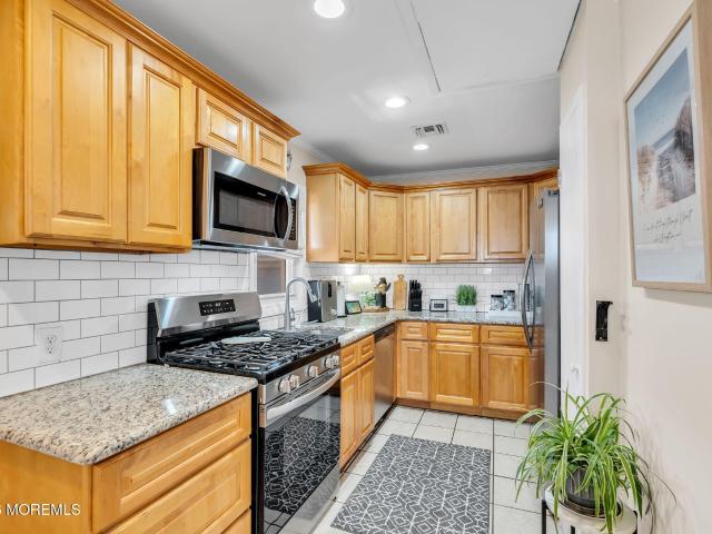 614 Bay Boulevard
