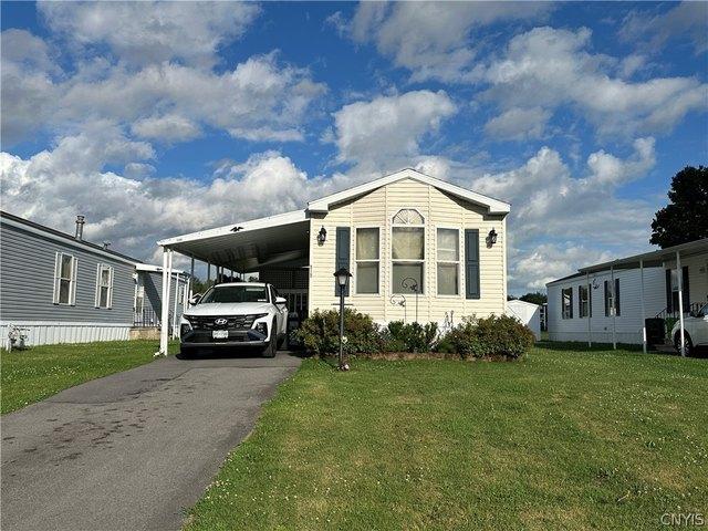 614 Barbara Ave, Clinton, NY 13323