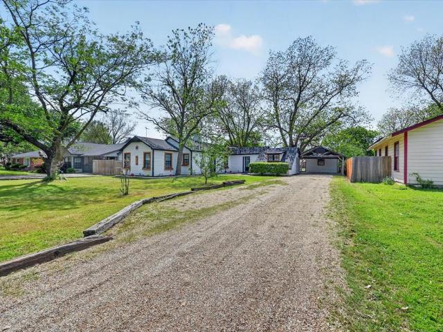 614 Bellevue Dr, Cleburne, TX 76033 | MLS #21213 | Compass