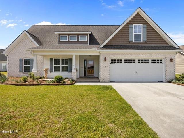 614 Brookfield Dr, Winterville, NC 28590